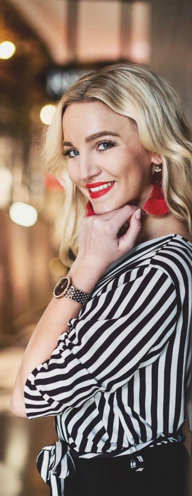 Lea_Mobile_Hero - Lea Ernst